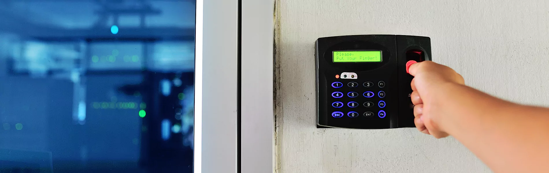 Access Control System Quaker - Commercial Access Control Solution